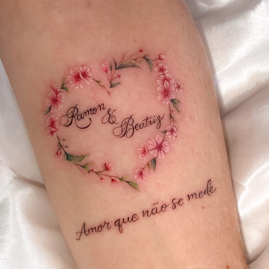 Naju Veloso: Expert Em Tatuagens Delicadas E Mini Realismo