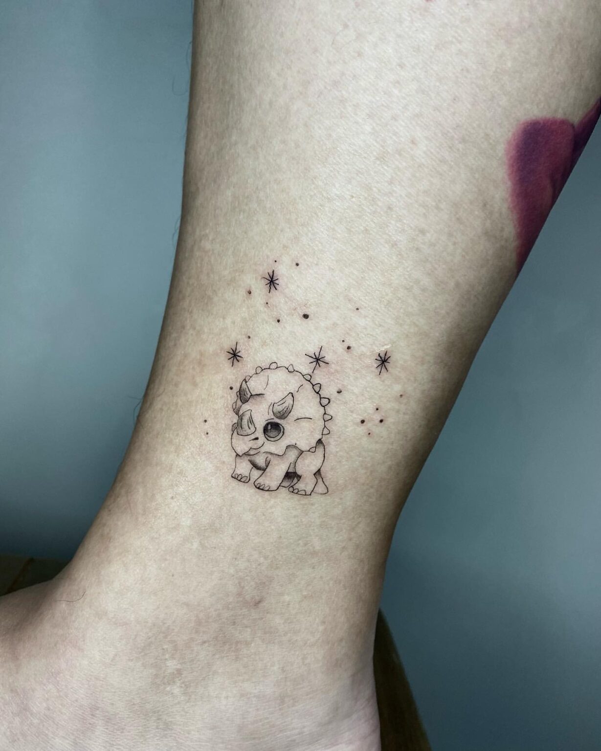 Tatuagem Fine Line: Conhecendo Estilos E Técnicas De Tattoo!
