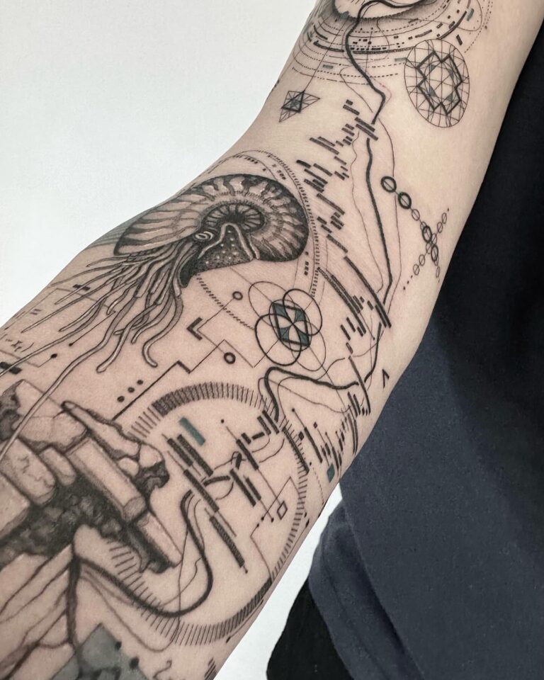 Tatuagem Fine Line: Conhecendo Estilos E Técnicas De Tattoo!